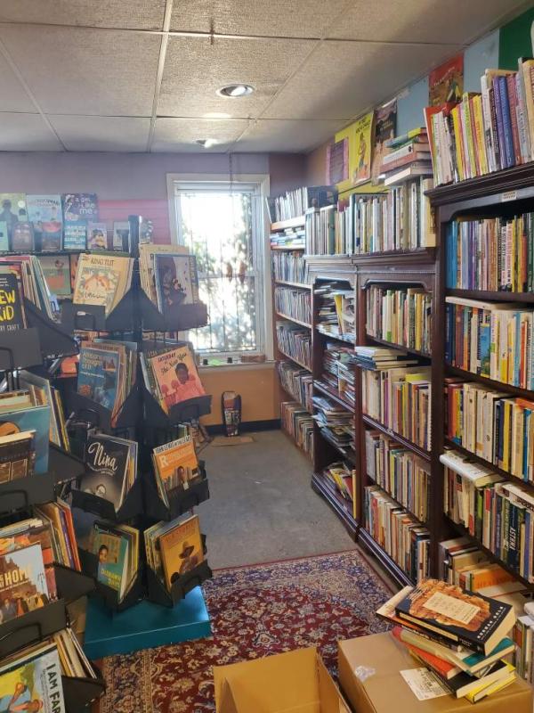 After 35 Years, Everyone’s Place Bookstore Remains a Fixture in West ...