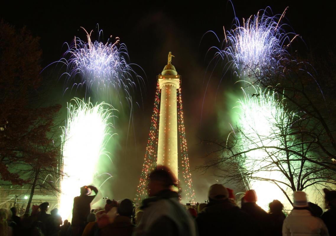 The Monument Lighting Makes Grand Return to Celebrate Its 50th Anniversary