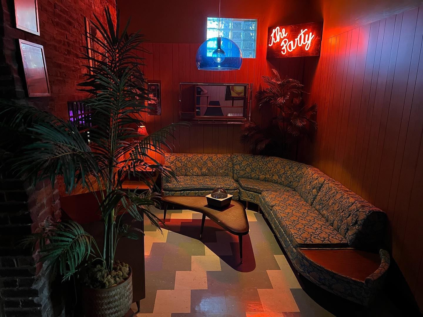 Open & Shut: The Royal Blue Bar; Sbread Sandwiches; Well Crafted Pizza