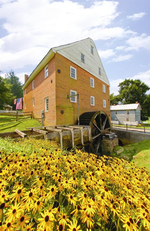 Remembering the Battle of Gettysburg With the Heart of the Civil War ...