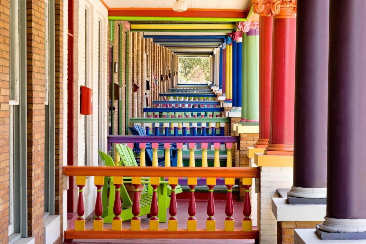 Photos: Greg Pease Celebrates the Painted Ladies of Charles Village