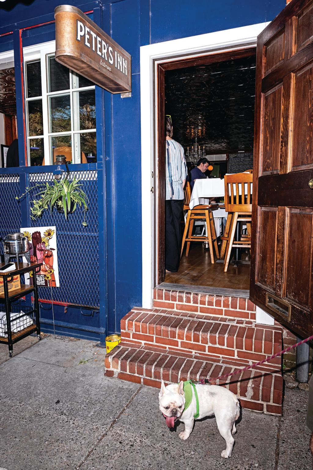With Plenty of Booze and Butter, Peter’s Inn is Quintessential Baltimore