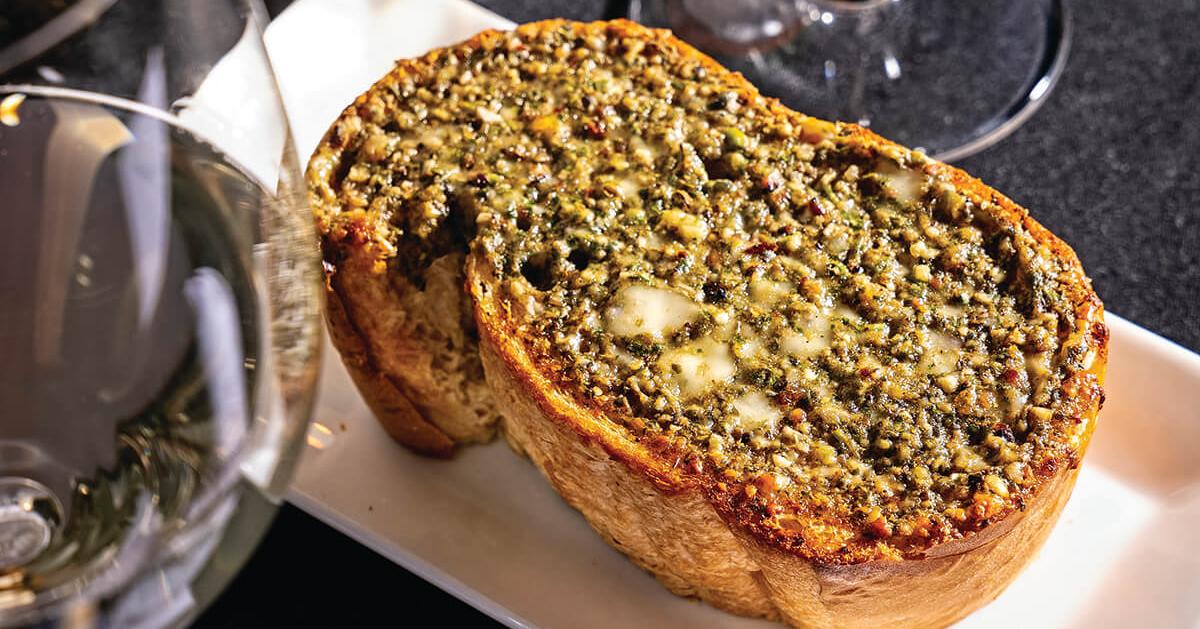 With Plenty of Booze and Butter, Peter’s Inn is Quintessential Baltimore