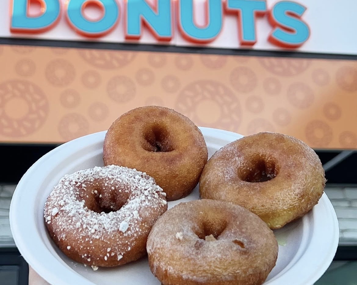 The Glazed Donuts from ‘That’ Scene in ‘Pluribus’ are From a Shop in ...