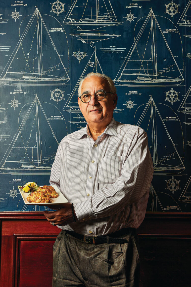 Why G&M’s Crab Cakes Continue to Be a Crowd Favorite